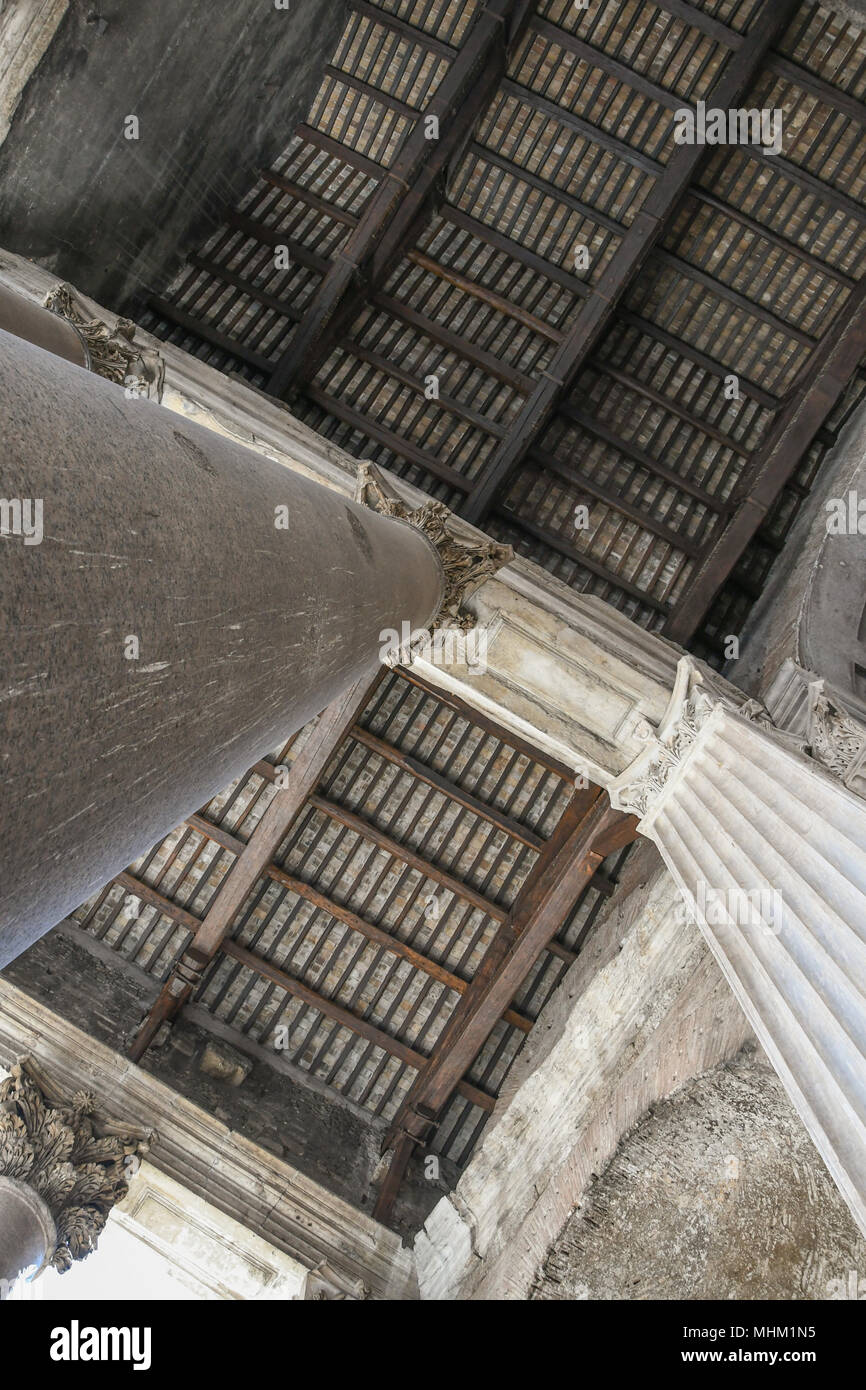 underneath the roof of the Pantheon in Rome Italy Stock Photo - Alamy