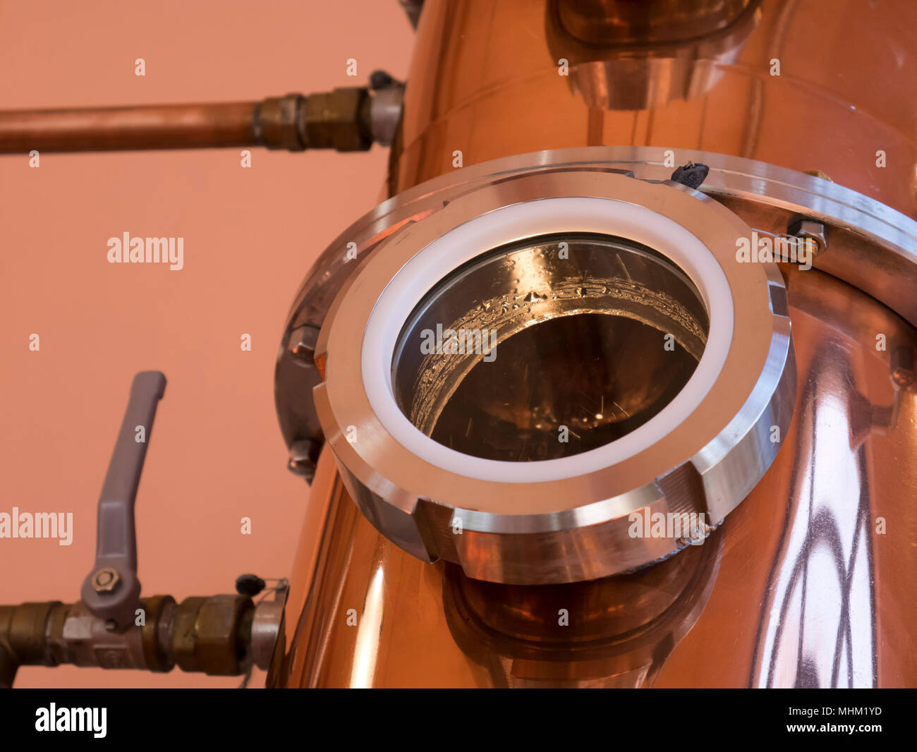 Alembic alcohol distiller hi-res stock photography and images - Alamy
