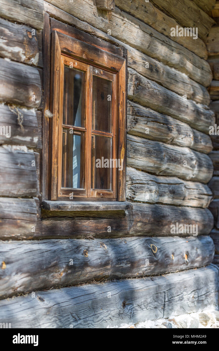 Window in old wooden rural house Stock Photo - Alamy