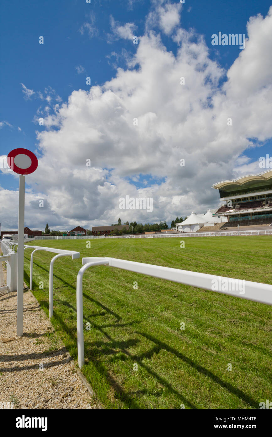 Horse race finishing post hi-res stock photography and images - Alamy