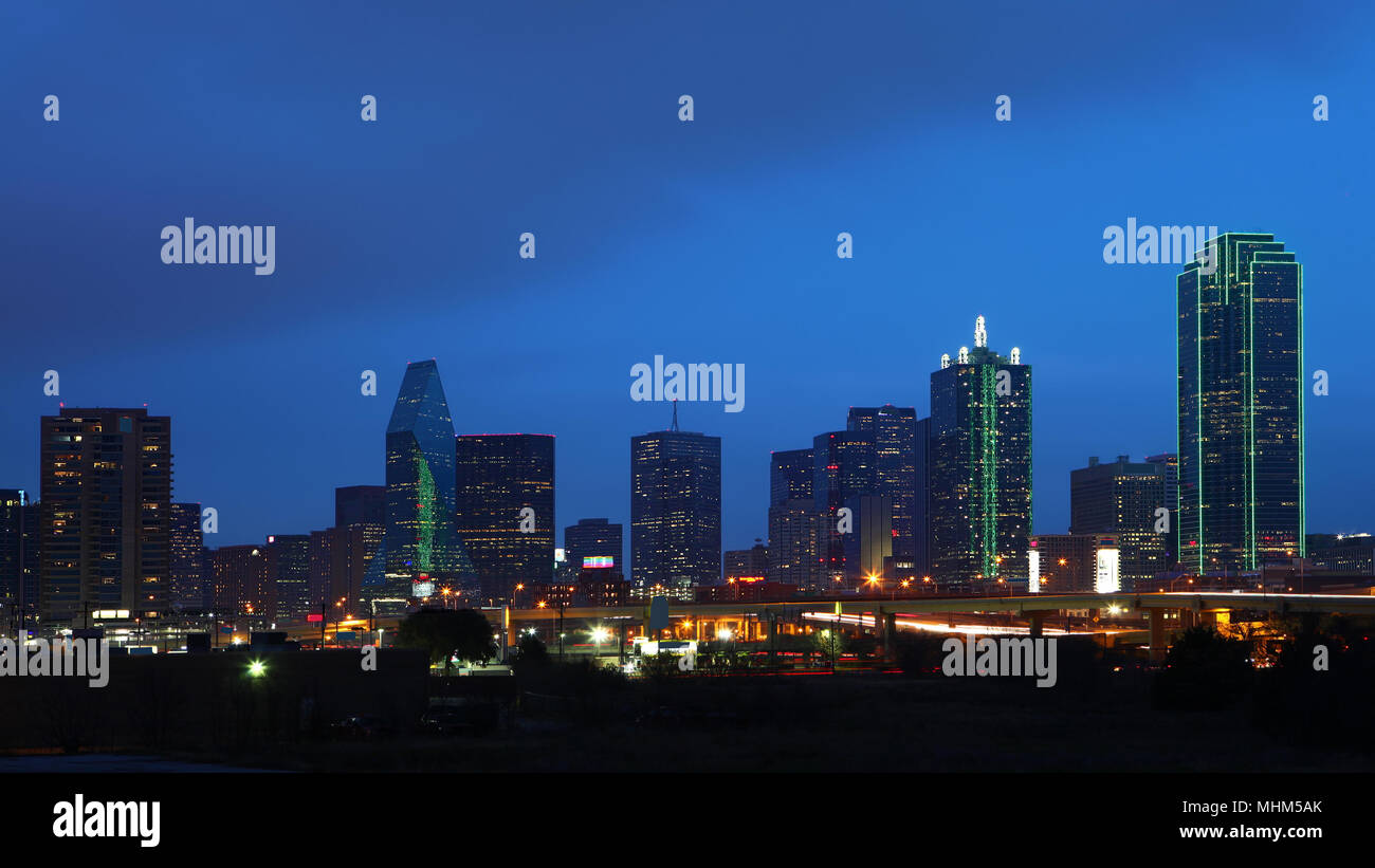 Fort worth skyline hi-res stock photography and images - Alamy