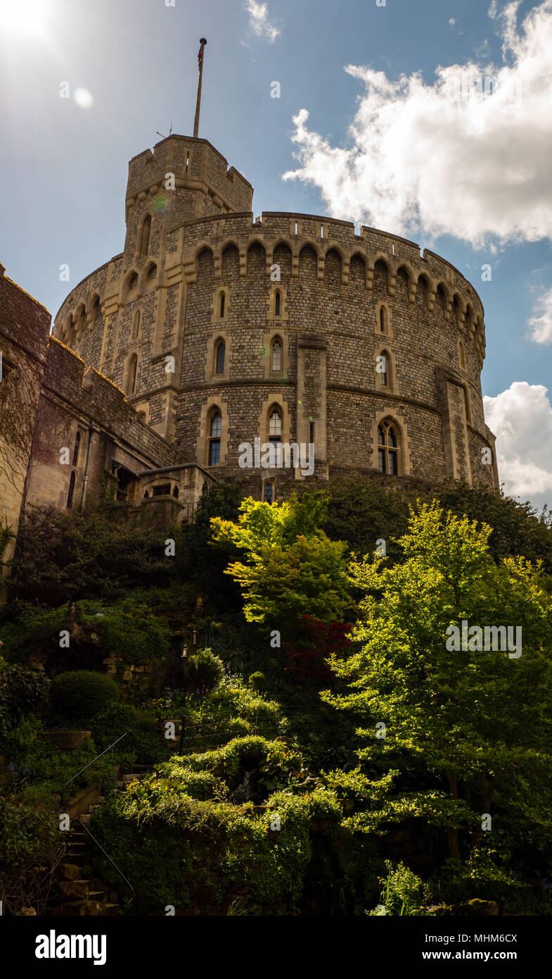Windsor Castle Round Tower High Resolution Stock Photography and Images ...
