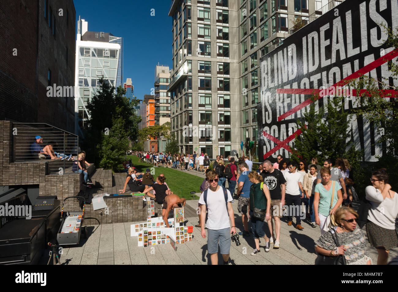 Elevated freight rail line hi-res stock photography and images - Alamy