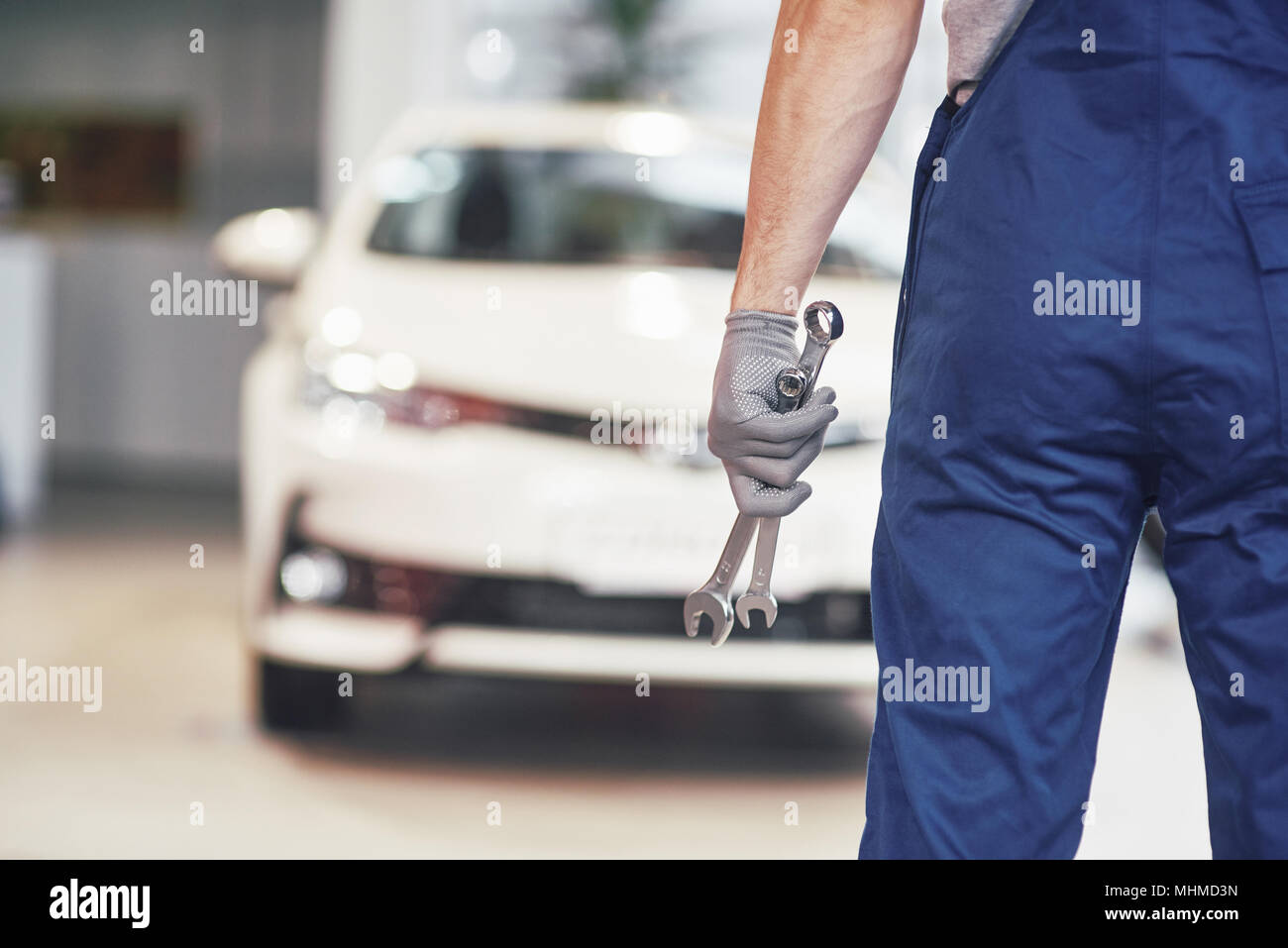 Auto engineer hi-res stock photography and images - Alamy
