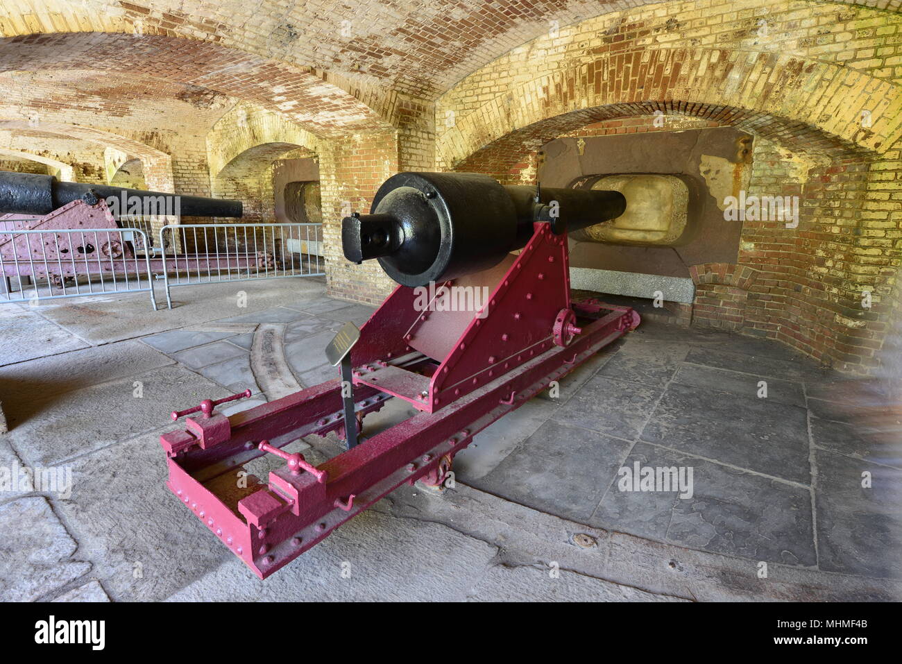 Heavy Cannon at an American civil war fortress Stock Photo - Alamy