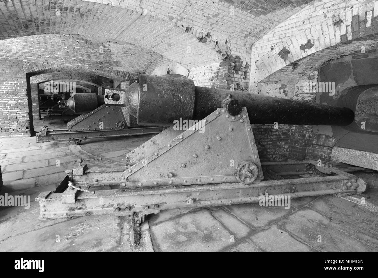 Heavy Cannon at an American civil war fortress Stock Photo - Alamy
