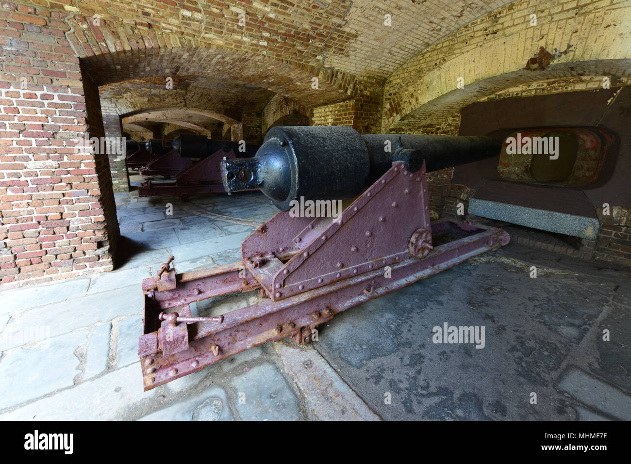 Heavy Cannon at an American civil war fortress Stock Photo - Alamy