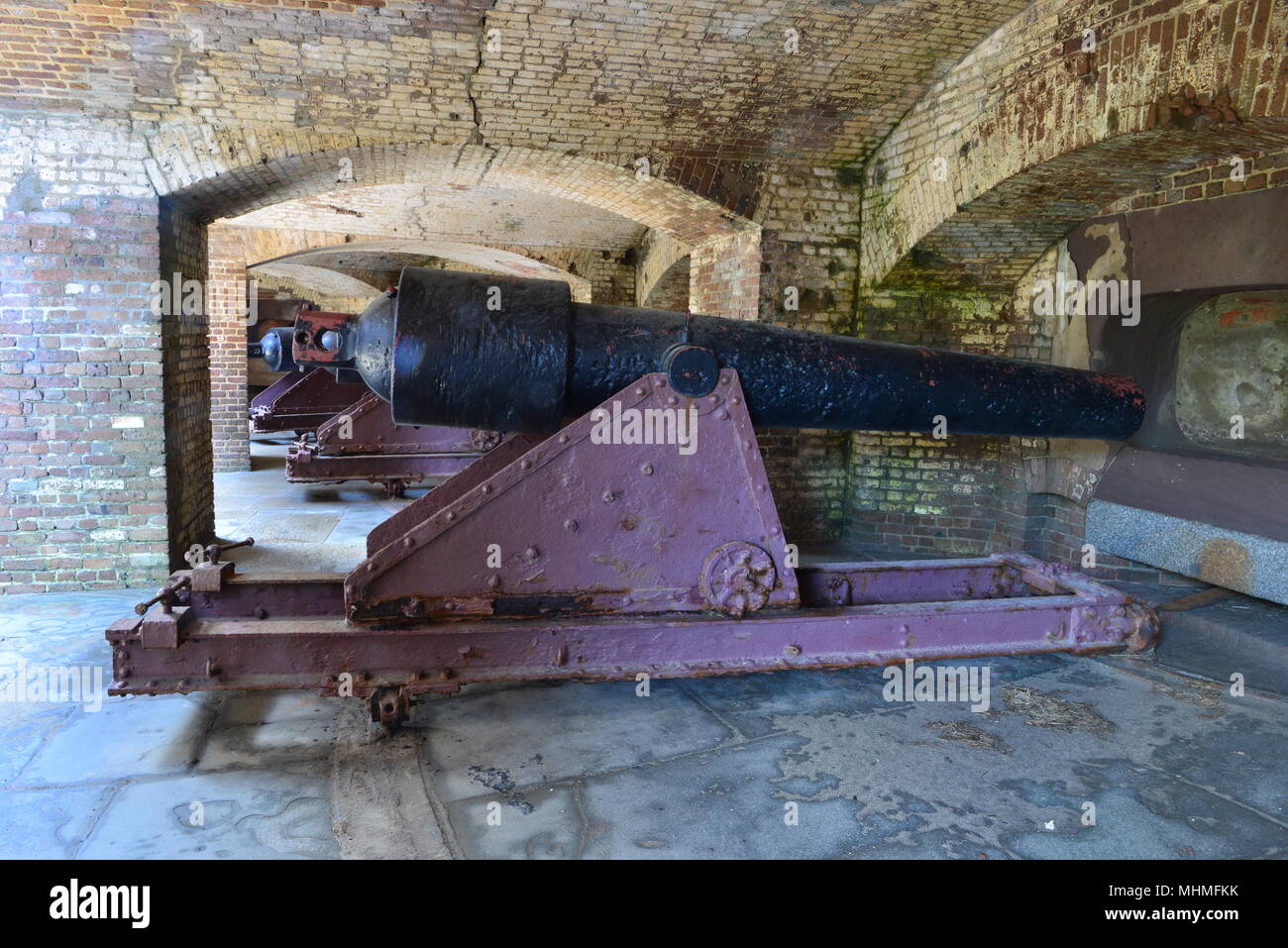 Heavy Cannon at an American civil war fortress Stock Photo - Alamy