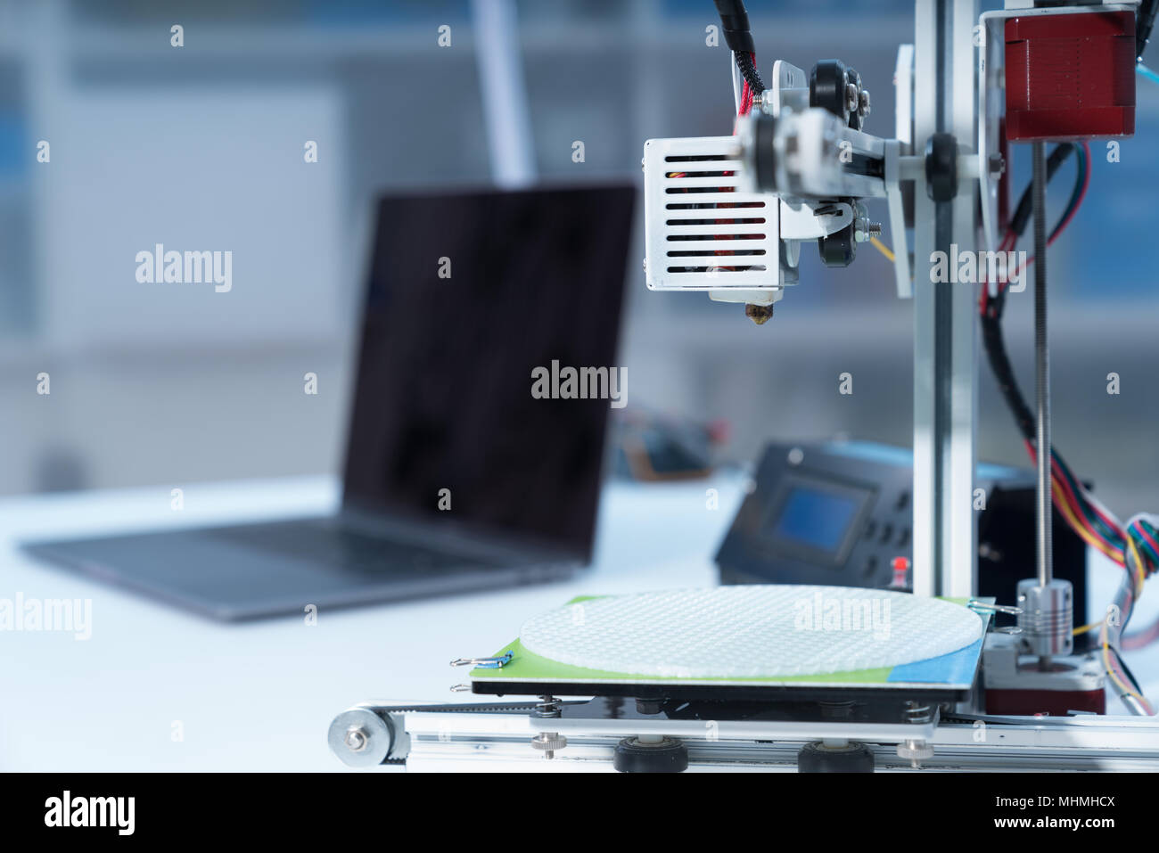 Close up modern 3d printer hi-res stock photography and images - Alamy