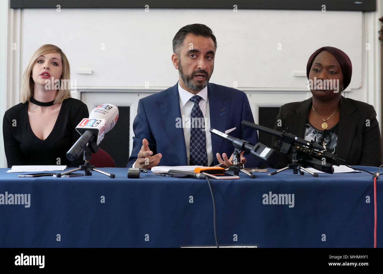 Sister collette hi-res stock photography and images - Alamy