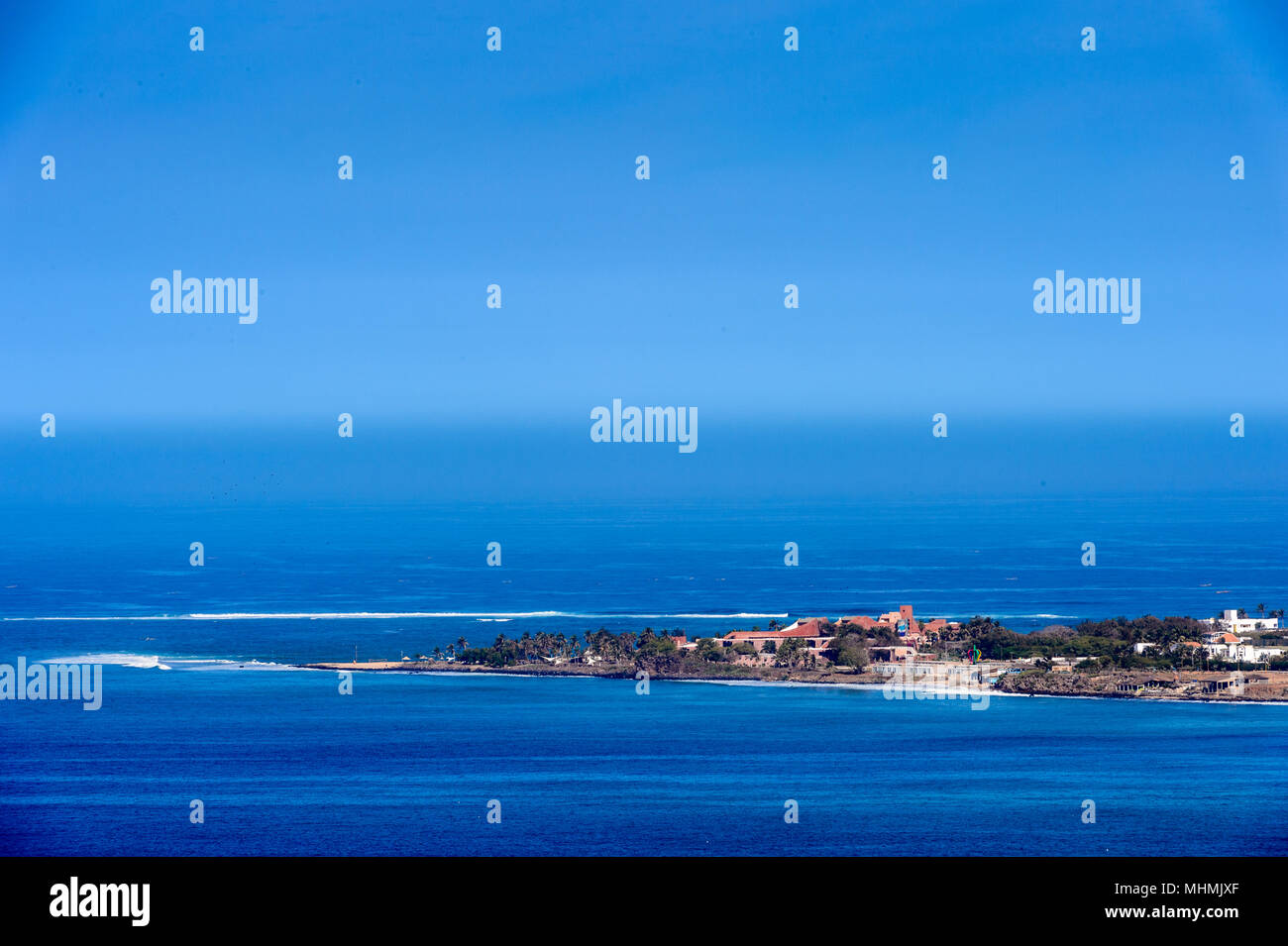 Senegal cape in the Atlantic Ocean Stock Photo - Alamy
