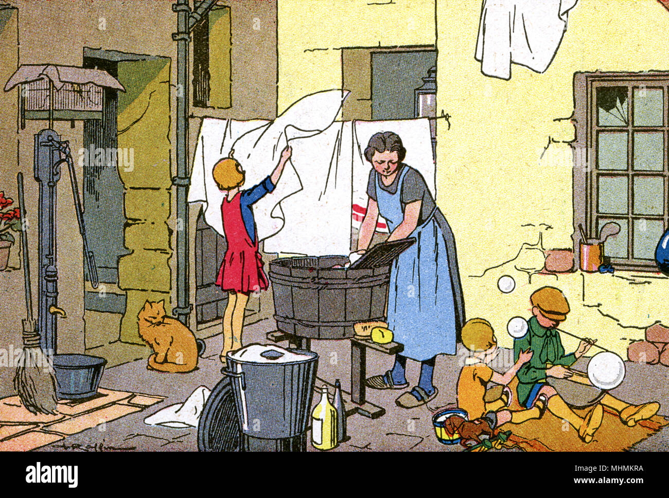 SOCIAL/WASHING DAY 1920 Stock Photo - Alamy