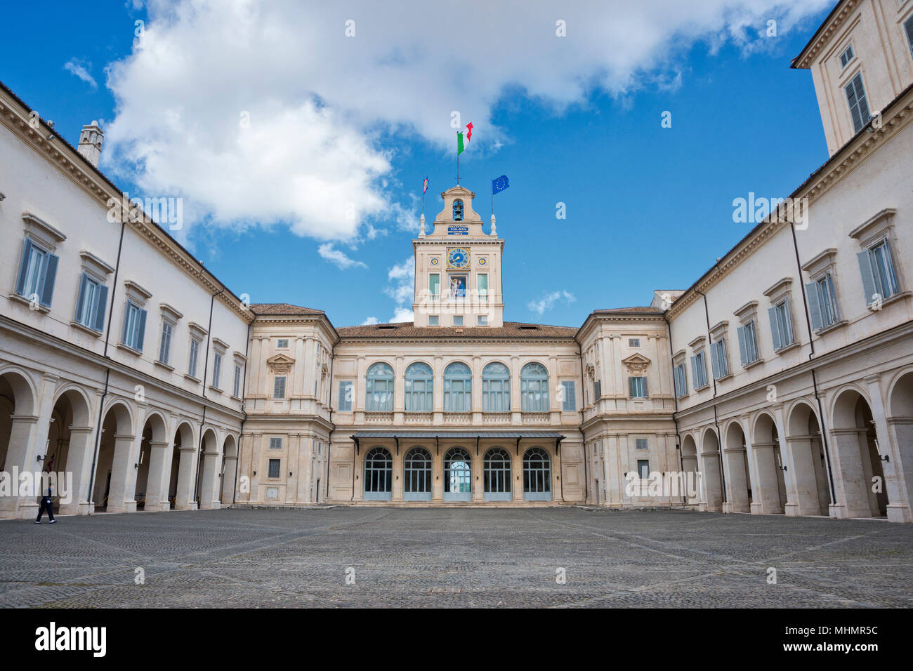 Quirinale palace entrance rome italy hi-res stock photography and ...