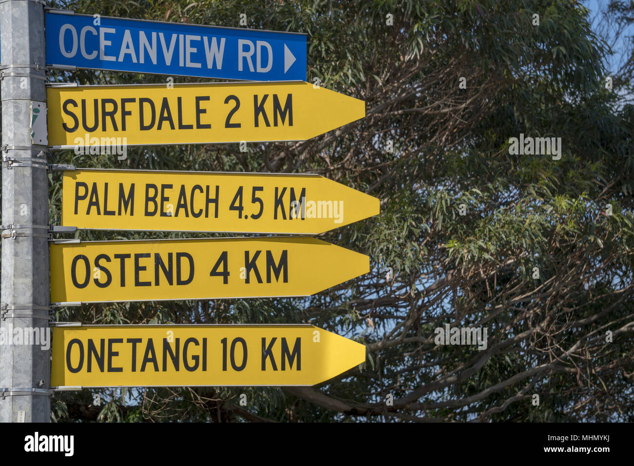 Oneroa Onetangi road sign Waiheke Island New Zealand Stock Photo - Alamy