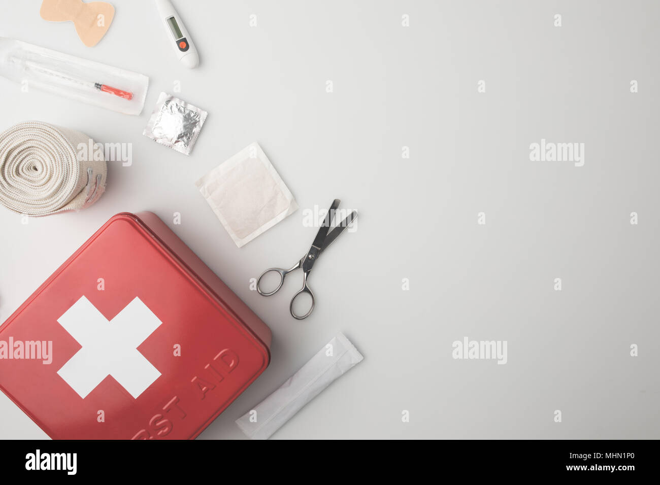 Medicine chest hi-res stock photography and images - Alamy
