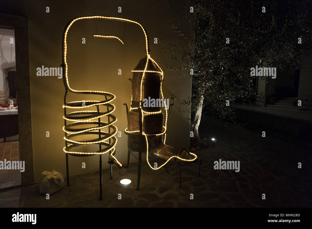 Alembic copper stills hi-res stock photography and images - Alamy