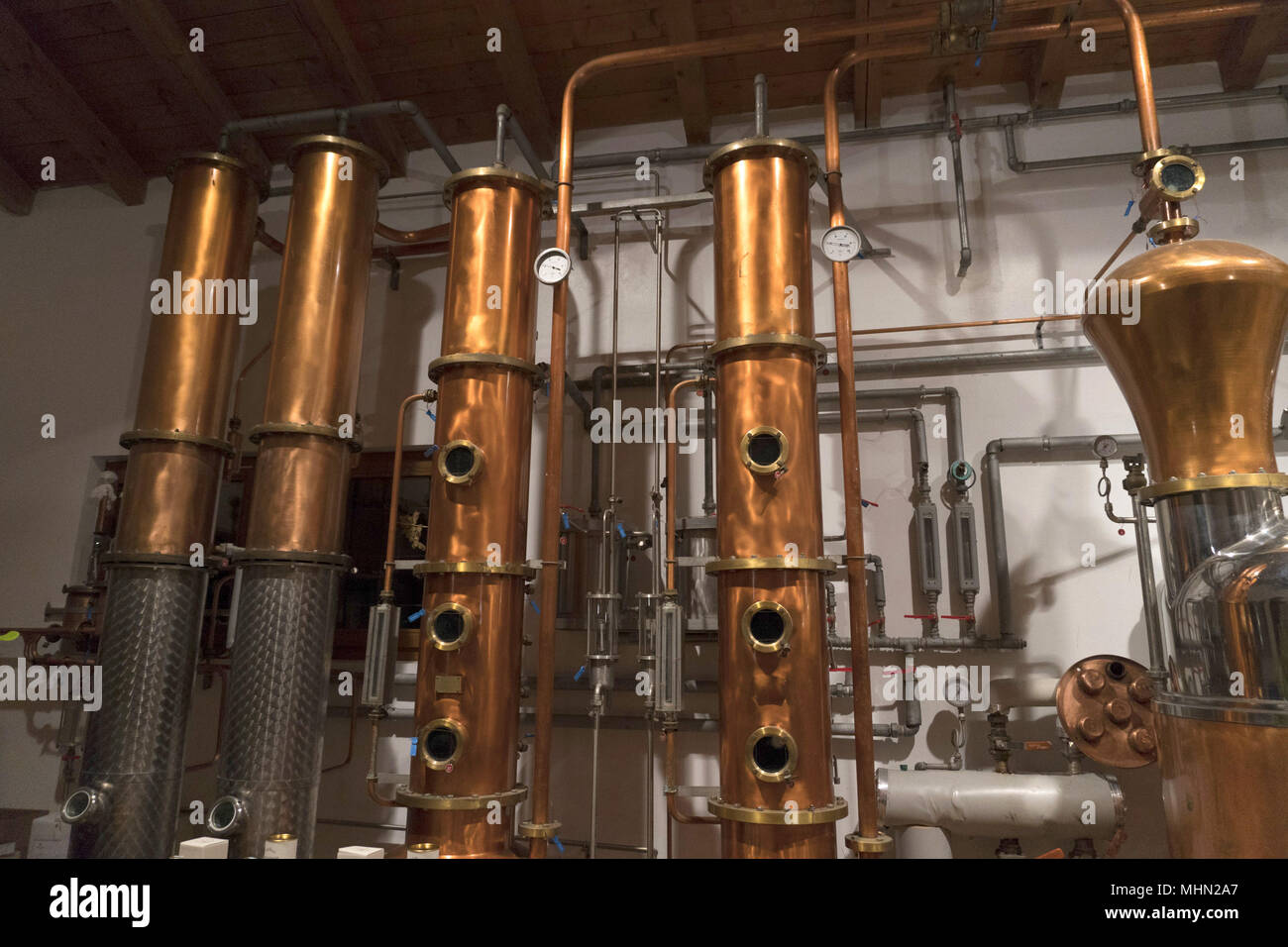 Alembic copper stills hi-res stock photography and images - Alamy
