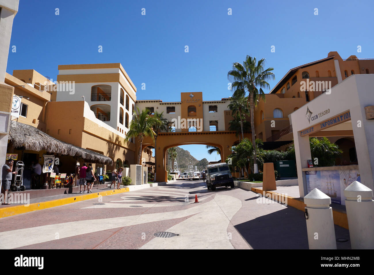 CABO SAN LUCAS, MEXICO - JANUARY 25 2018 - Pacific coast mexican baja ...