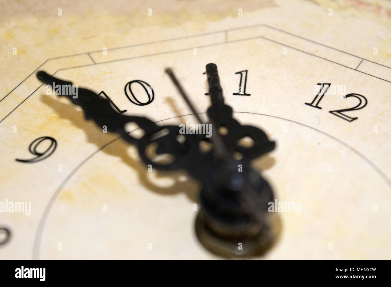 Clock closeup time management hi-res stock photography and images - Alamy