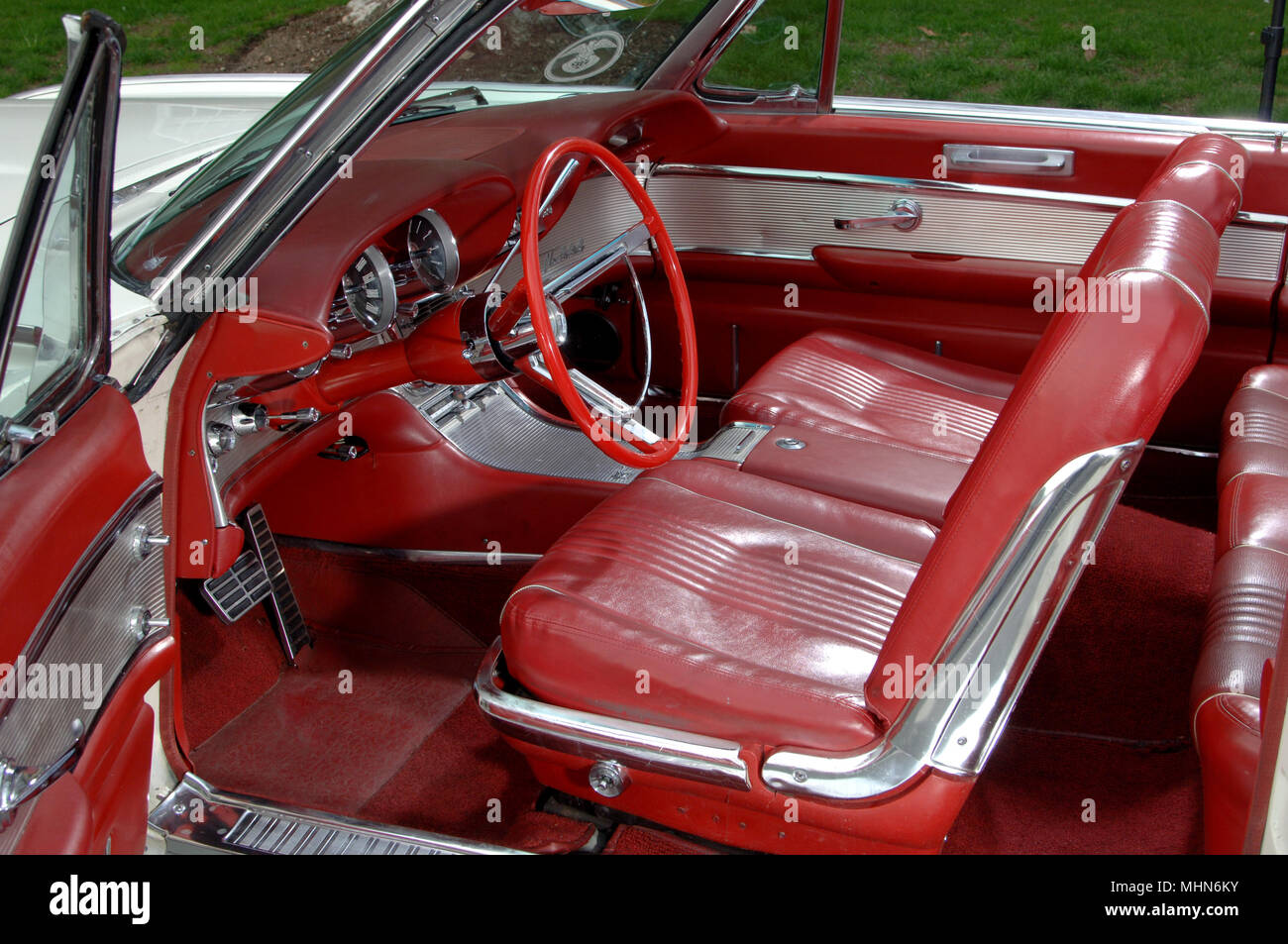 1961 Ford Thunderbird Interior
