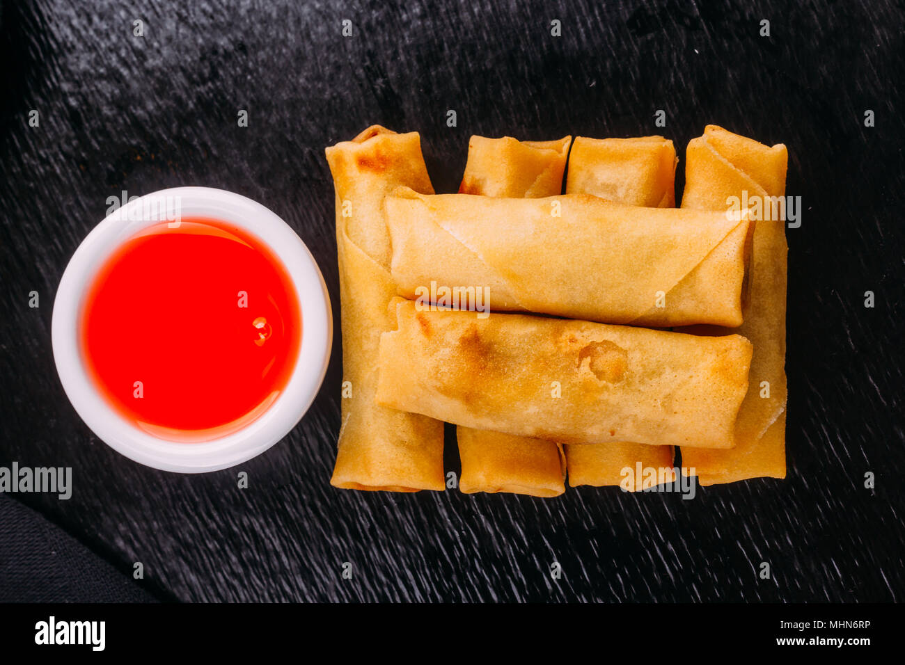 Lumpias hi-res stock photography and images - Alamy