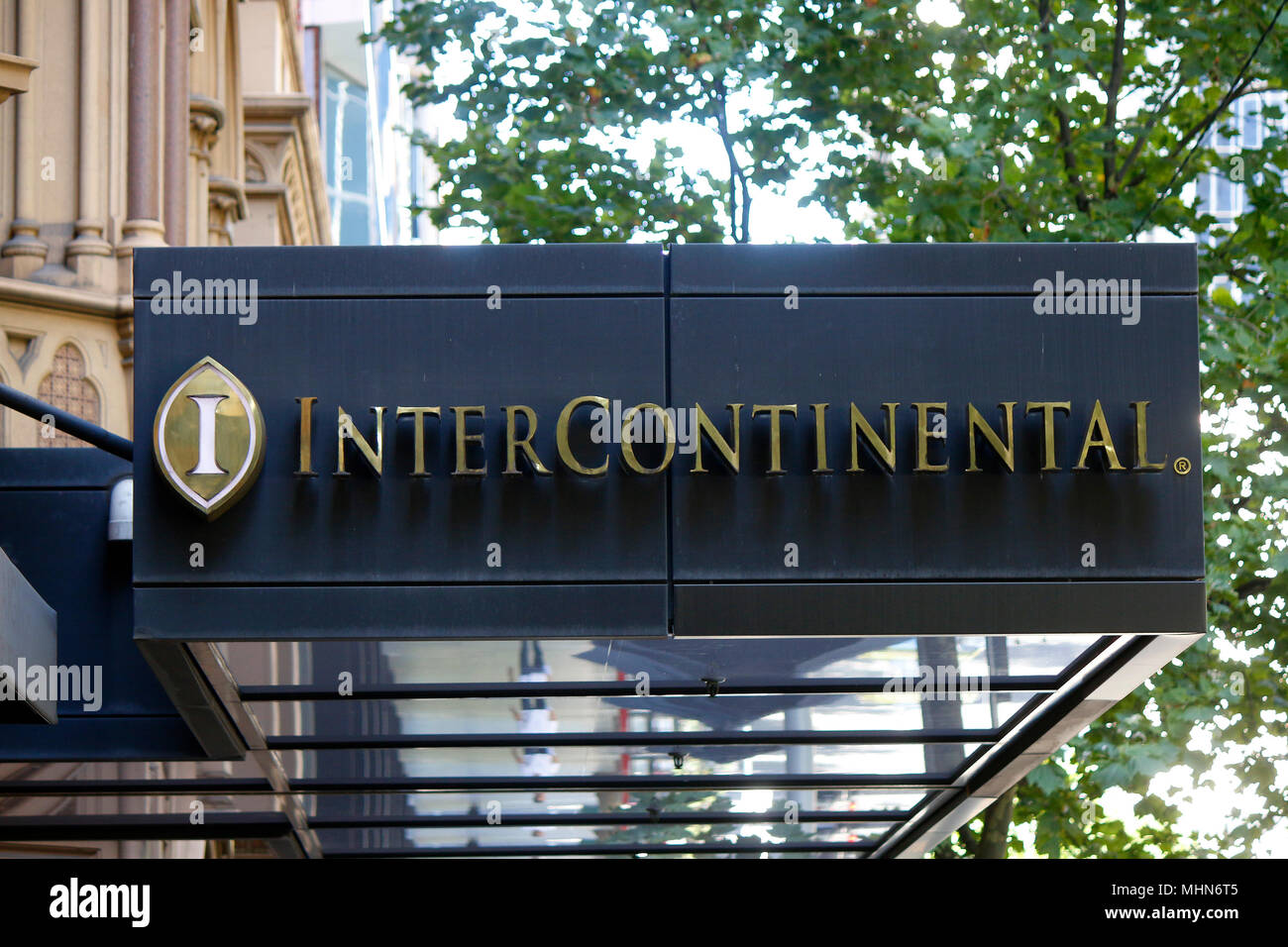 das Logo der Marke "Intercontinental", Melbourne, Australia Stock Photo ...