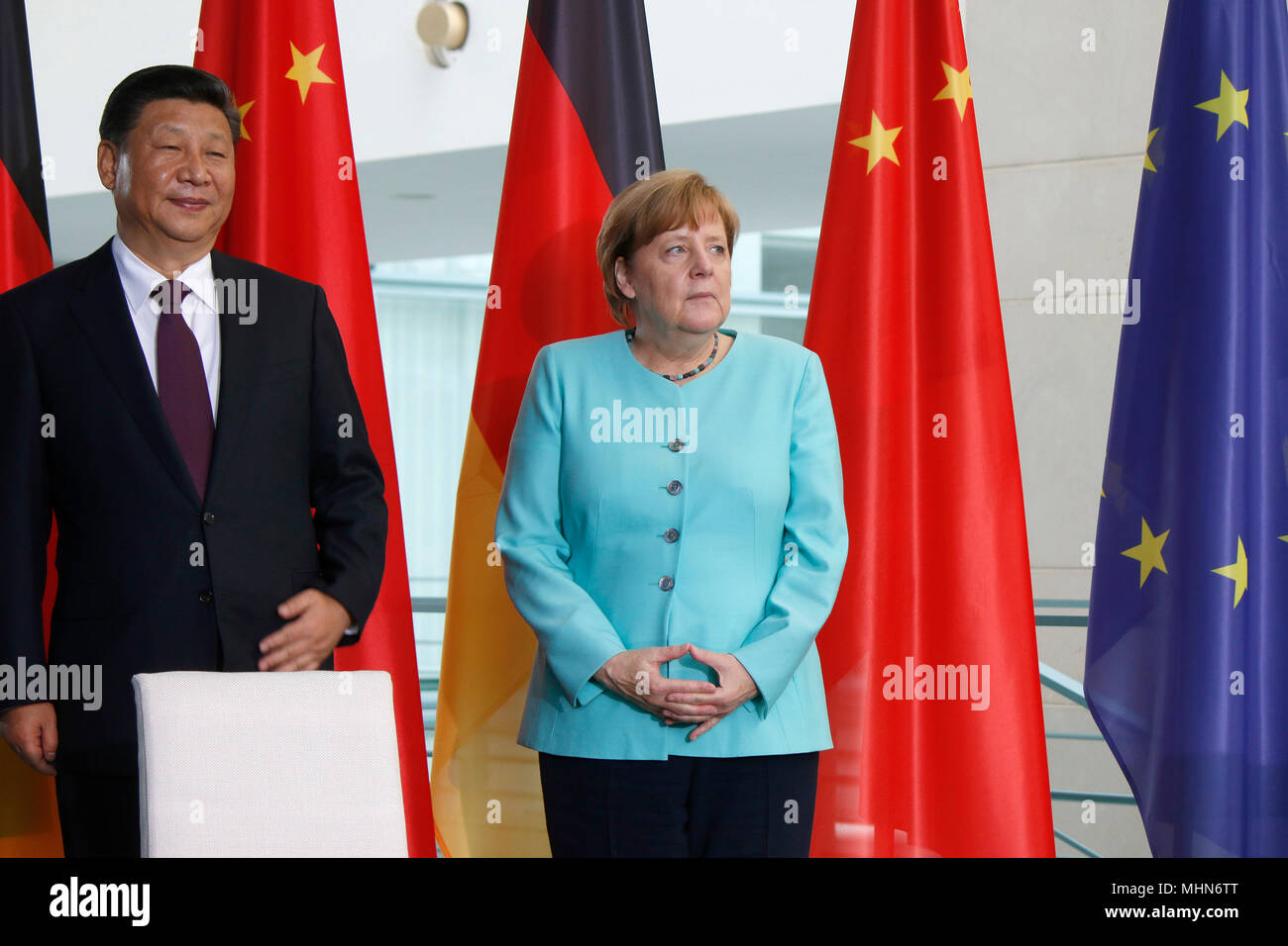 Angela merkel raute hi-res stock photography and images - Alamy