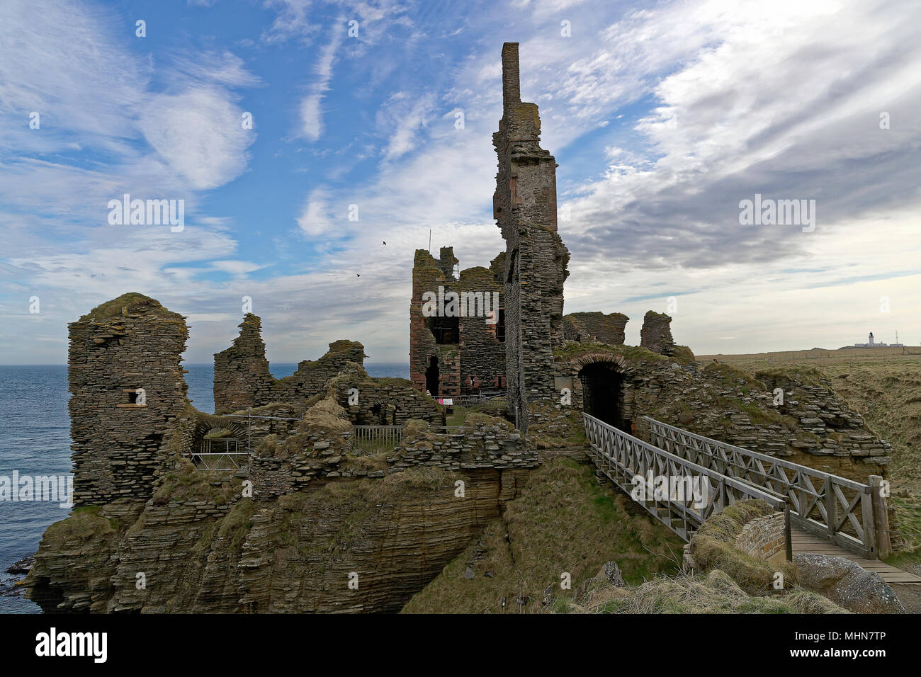 Castle sinclair girnigoe hi-res stock photography and images - Alamy