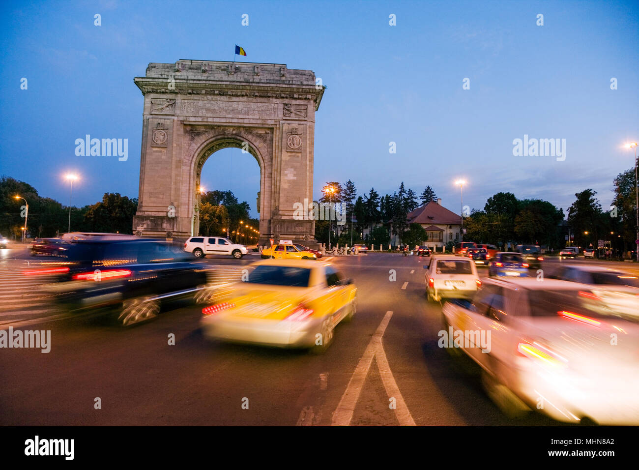 Vehicle arch hi-res stock photography and images - Alamy