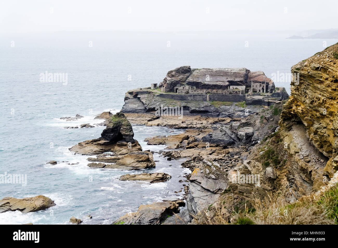 Vauban fortress at the Pointe des Capucins, Roscanvel, Finistère ...