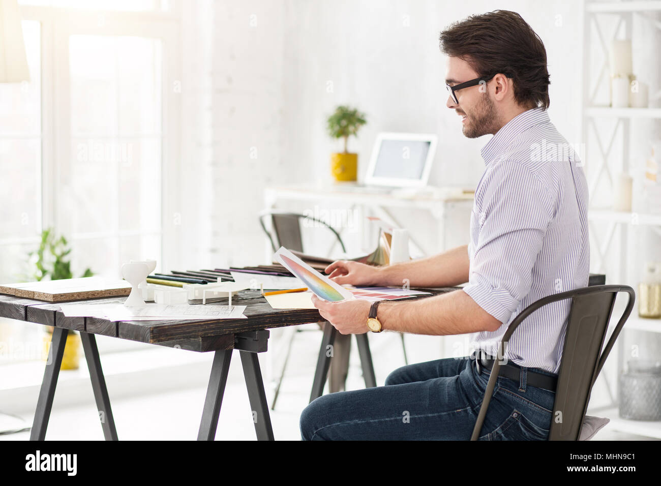 Business principle hi-res stock photography and images - Alamy