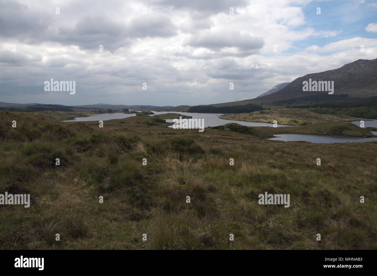Connemara mountains hi-res stock photography and images - Alamy