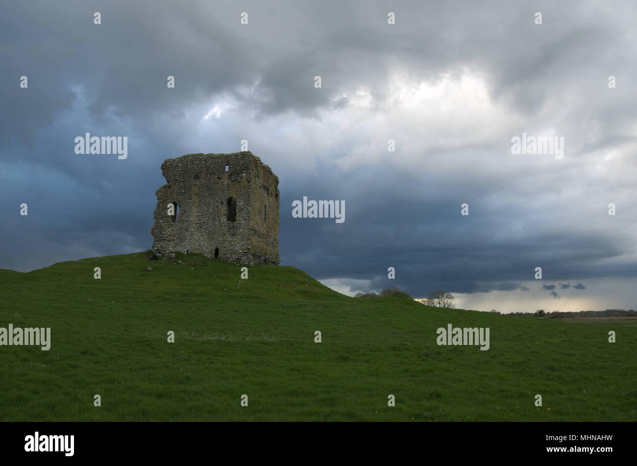 Norman tower hi-res stock photography and images - Alamy