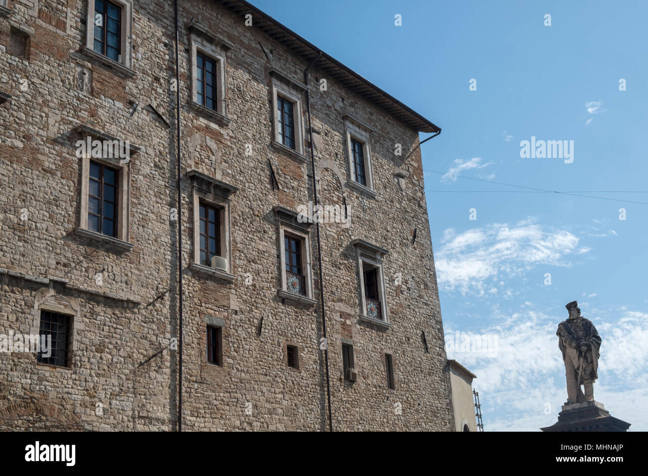 Historic buildings of Todi, Perugia, Umbria, Italy, palace and statue ...
