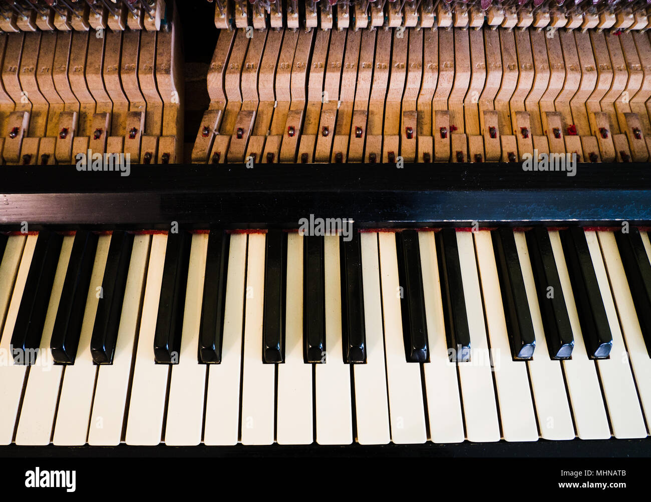 Piano inside mechanical pins hi-res stock photography and images - Alamy