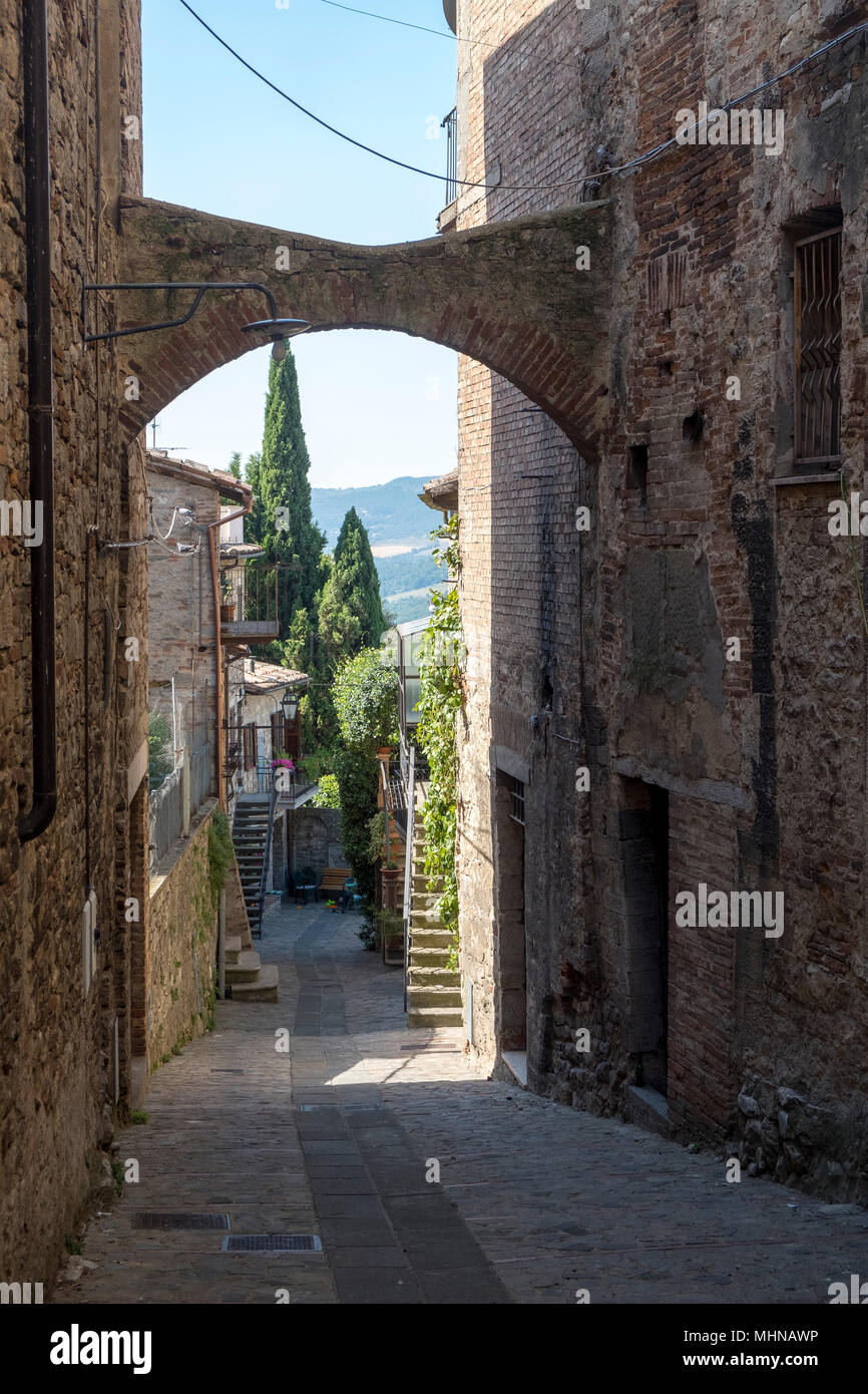 Historic buildings of Todi, Perugia, Umbria, Italy, typical street ...