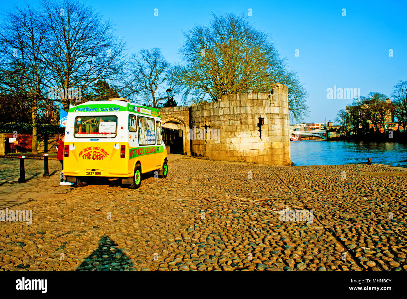 St marygate hi-res stock photography and images - Alamy
