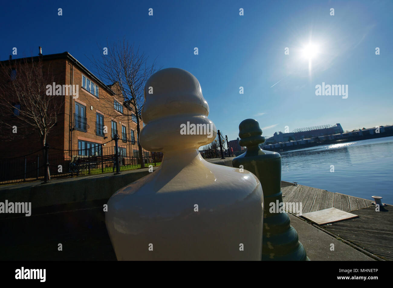 Factory Girls - Unlocking Salford Quays Stock Photo - Alamy