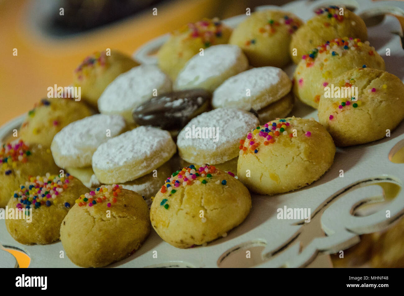 Alfajores hi-res stock photography and images - Alamy