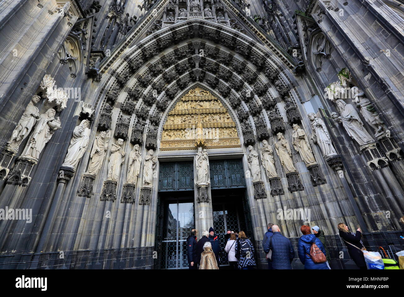 Front view of the Cologne Cathedral, a Catholic cathedral and UNESCO ...