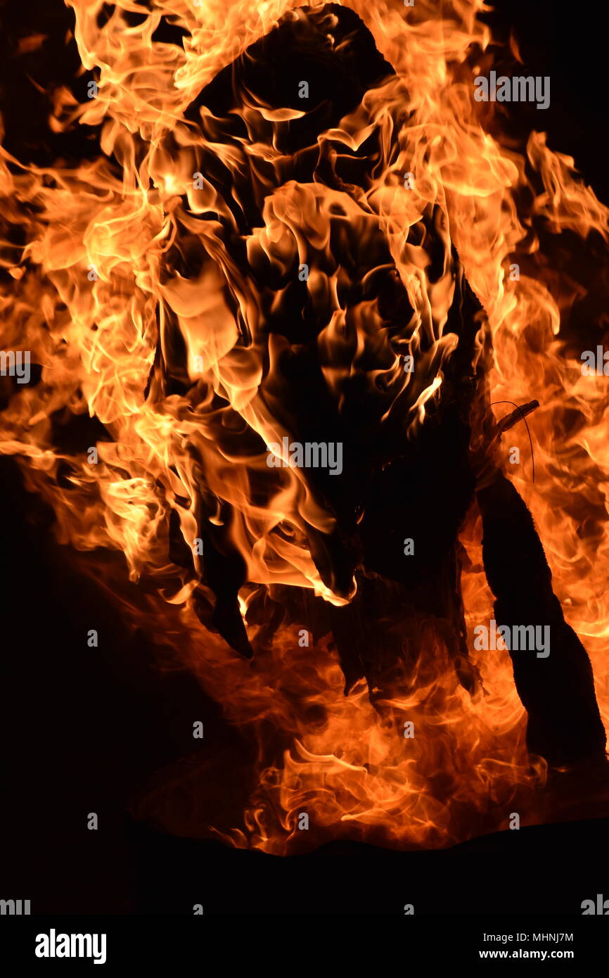 Contained fire at night hi-res stock photography and images - Alamy