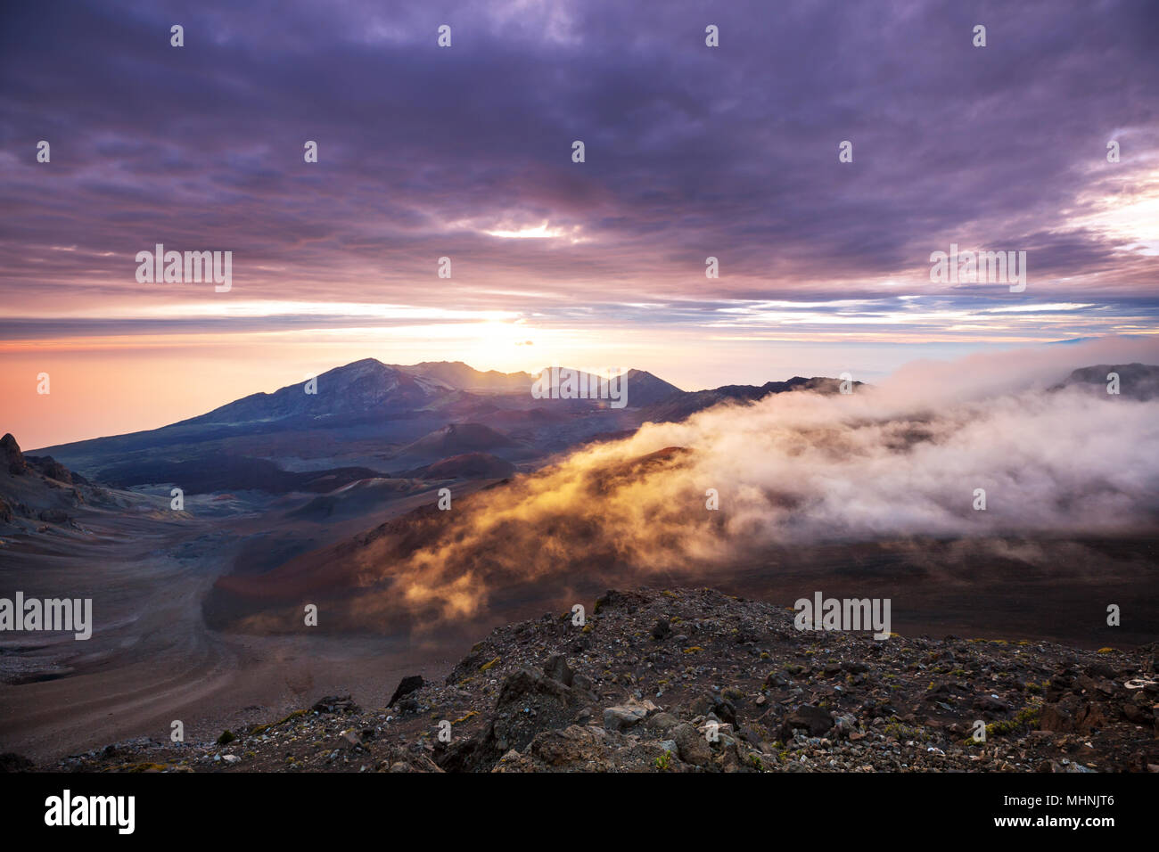 Explore haleakala national park hi-res stock photography and images - Alamy