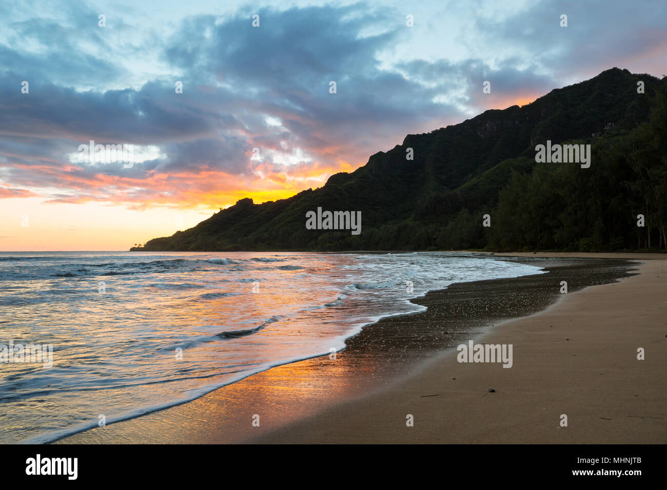 Amazing hawaiian beach Stock Photo - Alamy