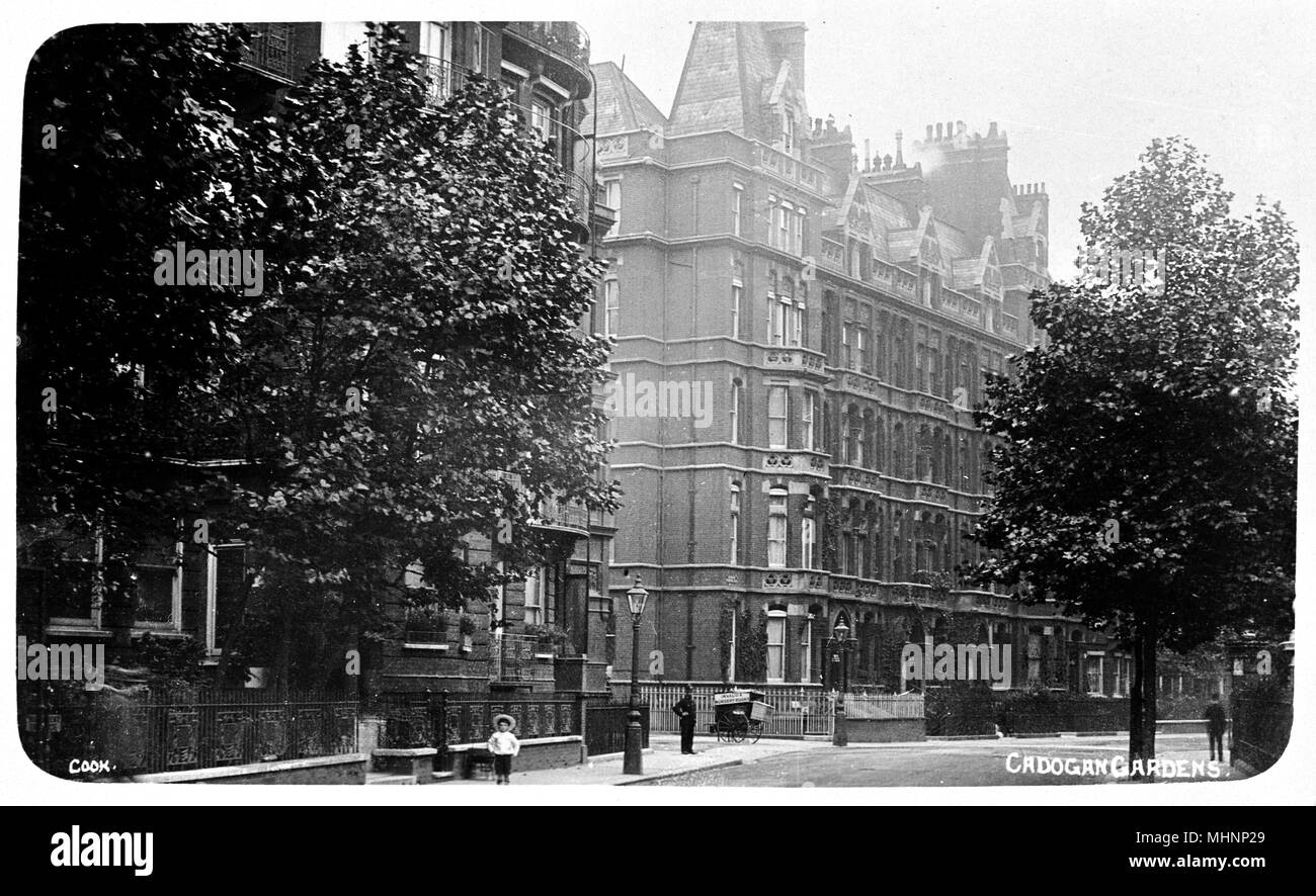 Cadogan Gardens, Chelsea, London Stock Photo - Alamy