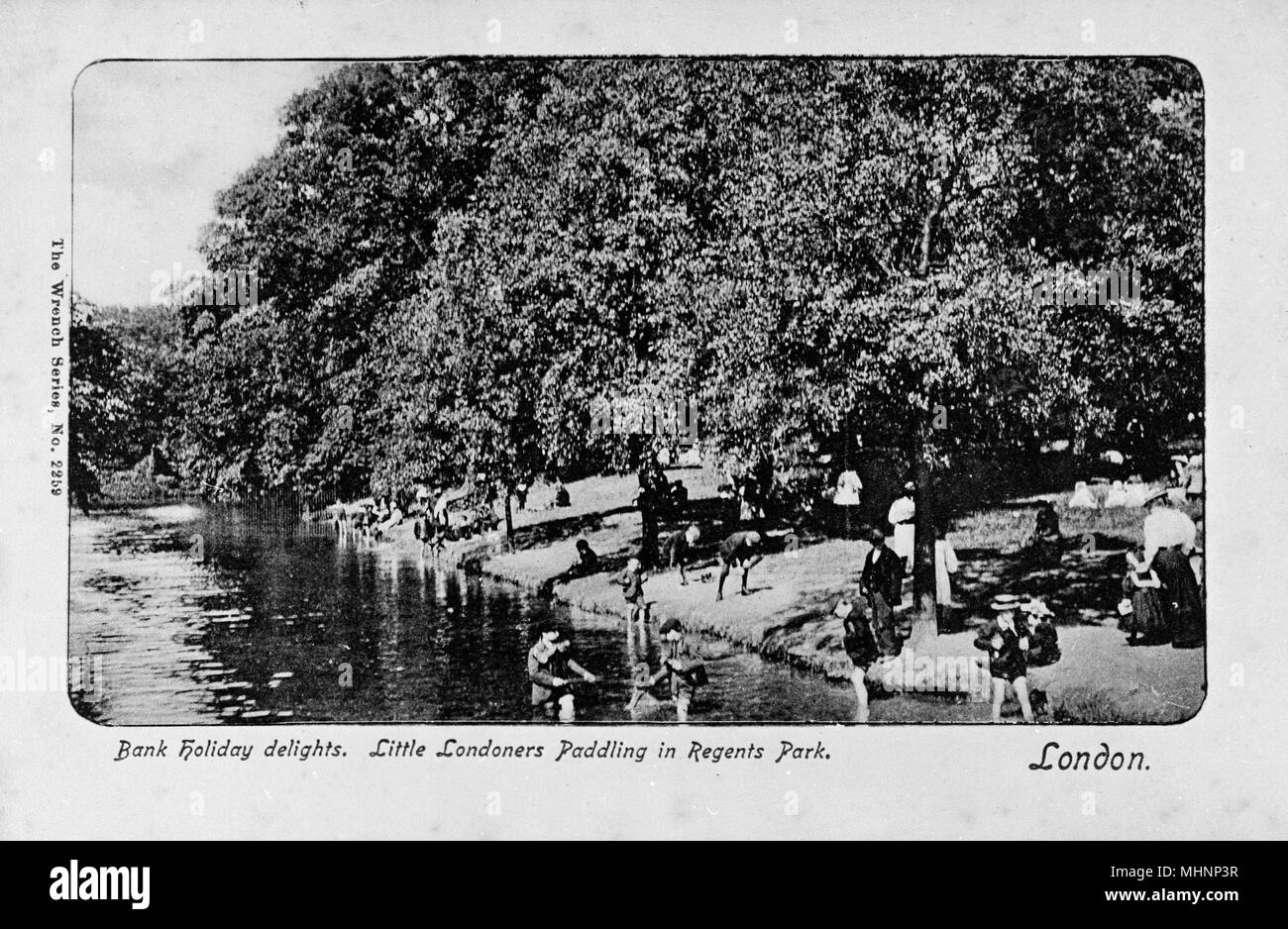 Parks people children Black and White Stock Photos & Images - Alamy