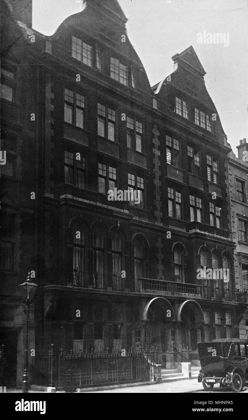 1910 in london Black and White Stock Photos & Images - Alamy