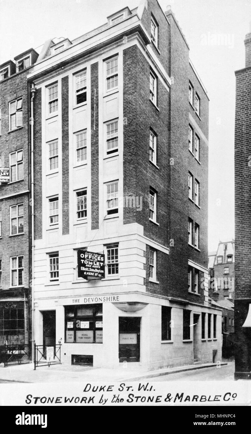 Duke street st james hi-res stock photography and images - Alamy