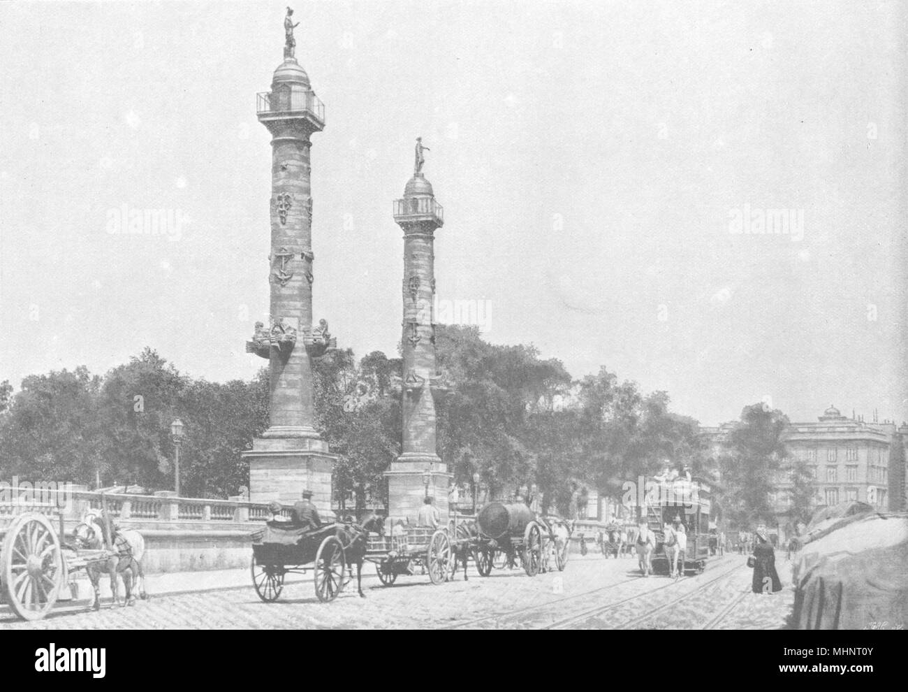 Colonnes rostrales hi-res stock photography and images - Alamy