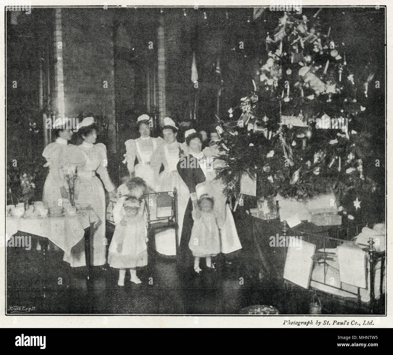 Christmas tree at Great Ormond Street Hospital 1896 Stock Photo - Alamy