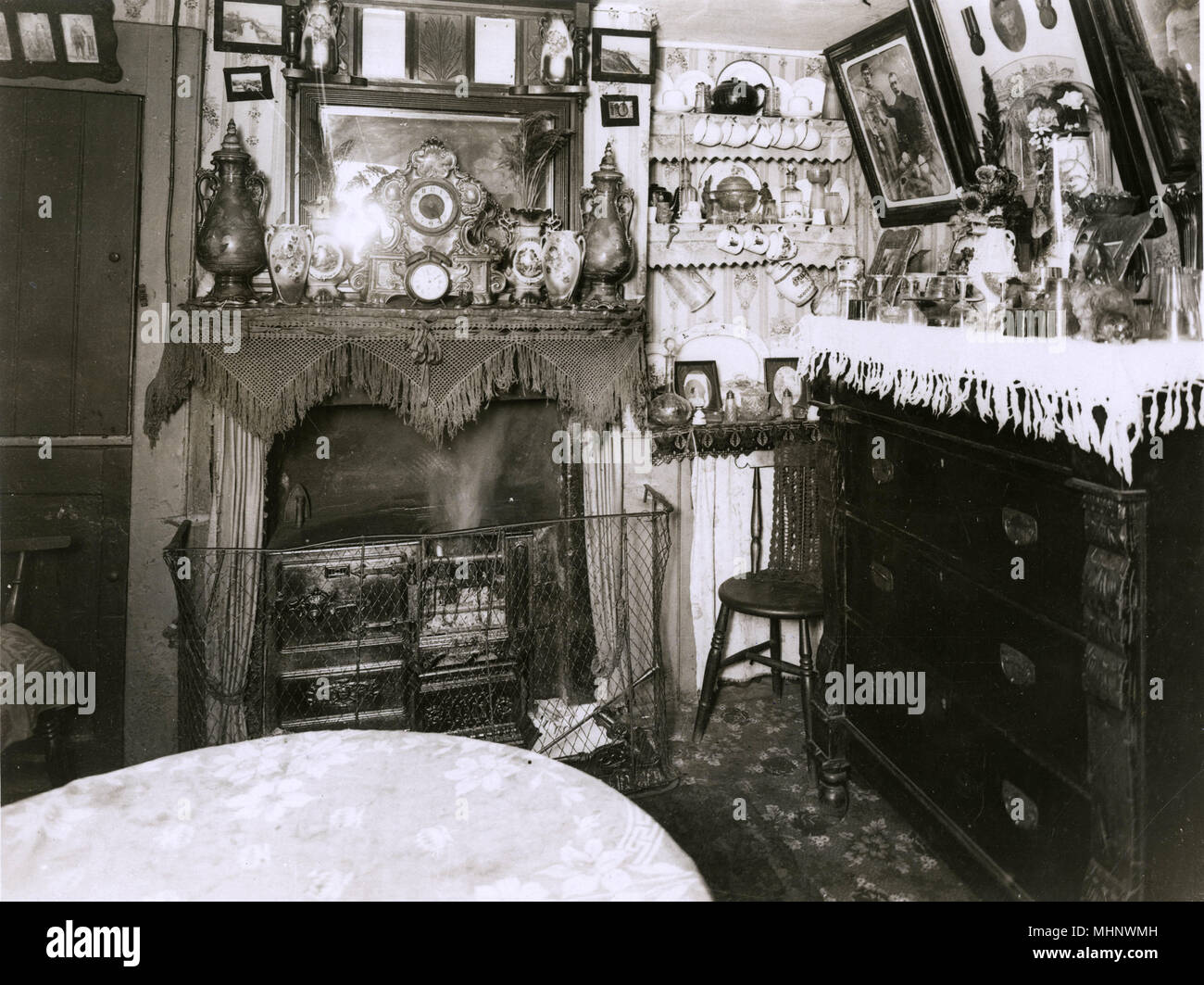 Interior of a working class home 1920 Stock Photo - Alamy